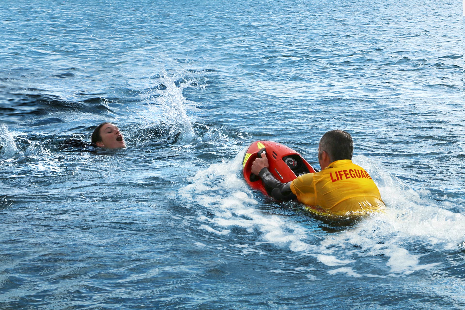 The Lifesaver's Watercraft - SEABOB RESCUE